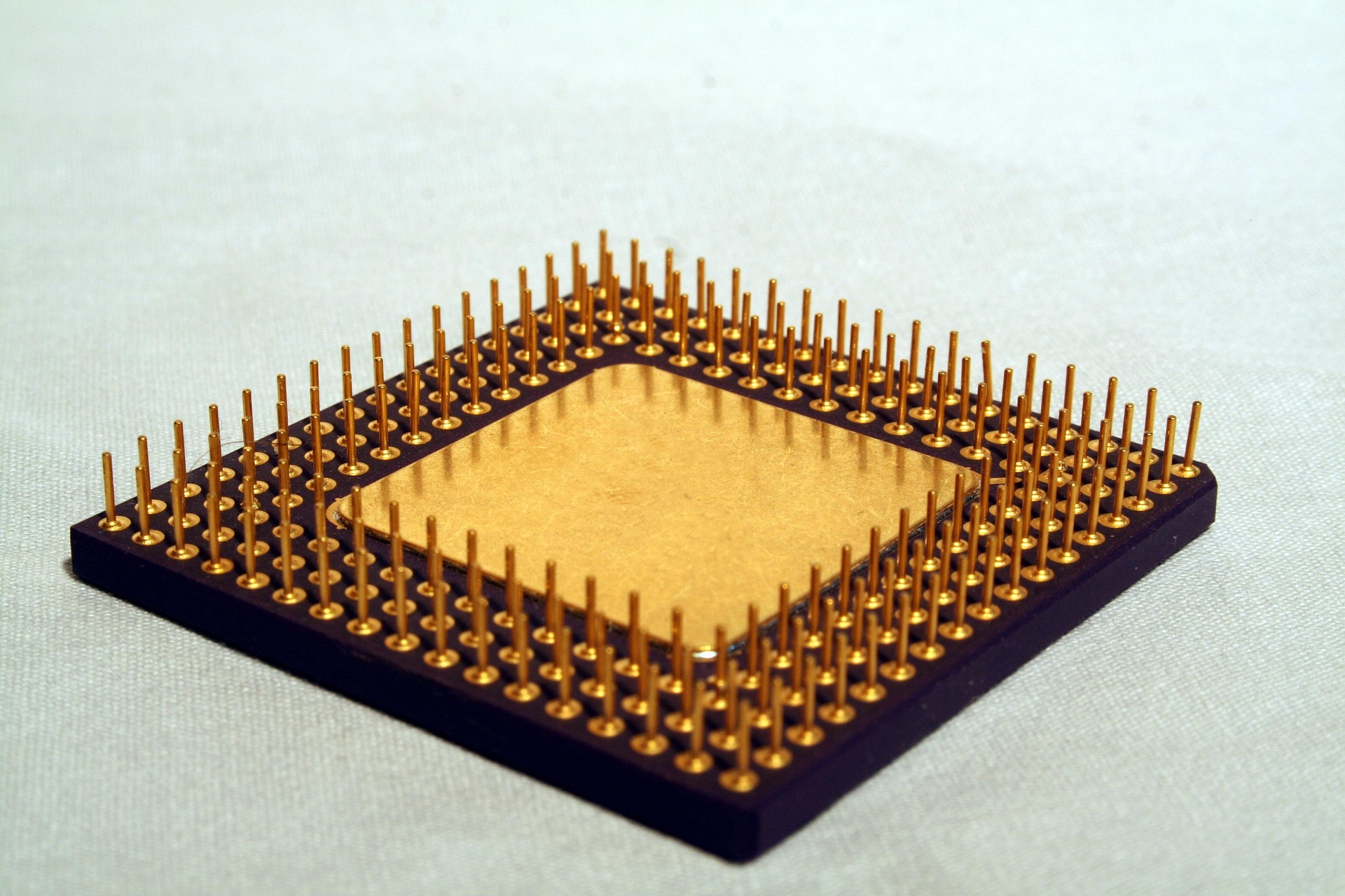 DRAM Price Surge Ripples Through Asia's Electronics Supply Chain as AI ...